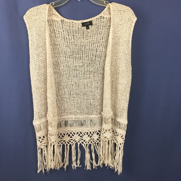 Twelve By Ontwelfth | Jackets & Coats | Ontwelfth Crochet Fringe Vest ...